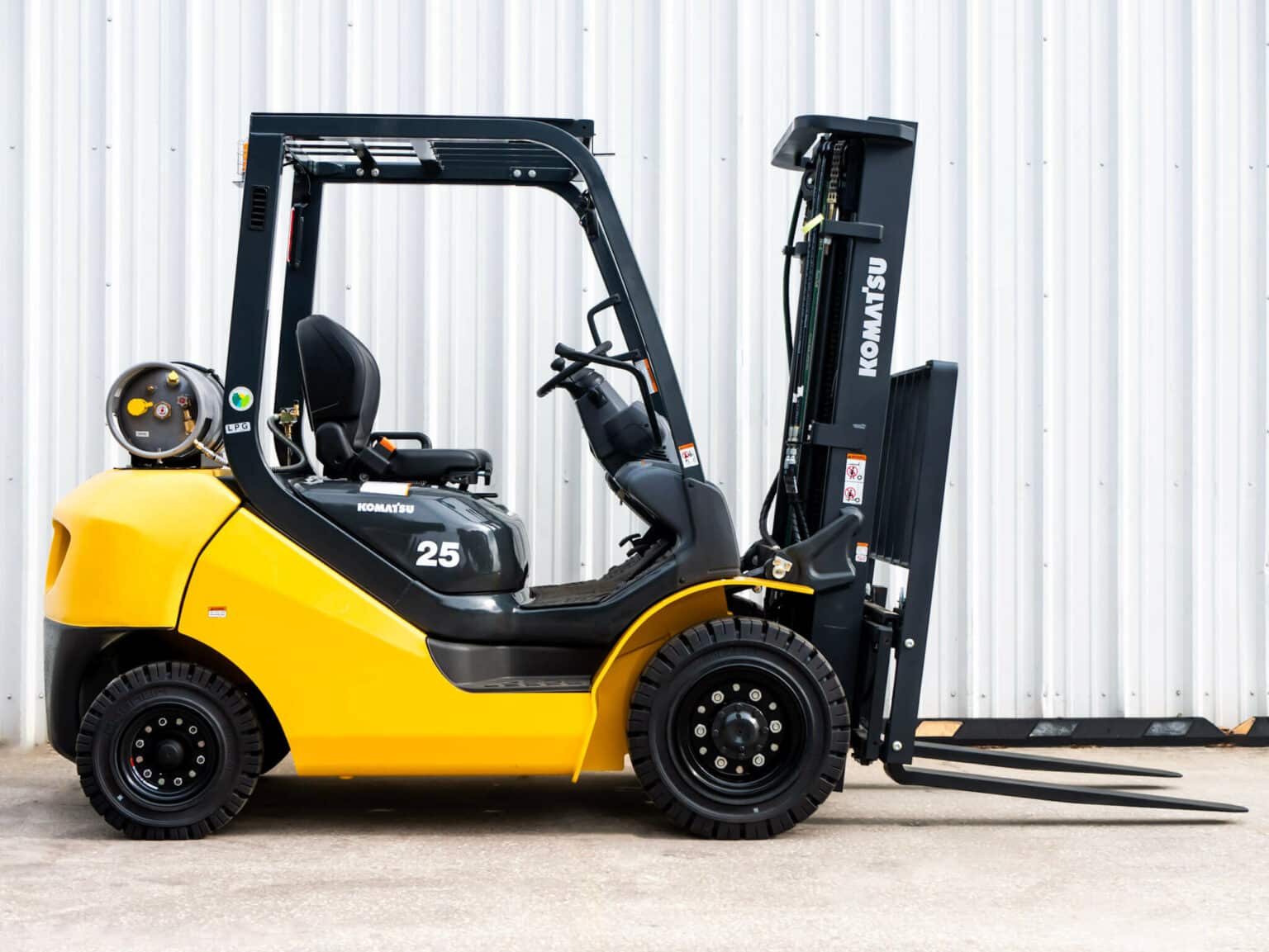 Used and Pre-Owned Forklifts - Mid Florida Material Handling