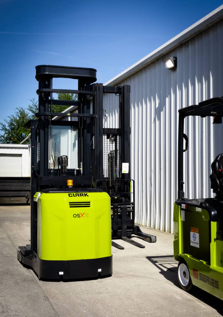 Why Choose CLARK Forklifts?